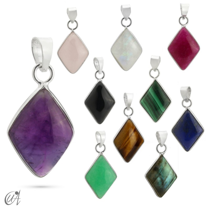 Basic lozenge pendant, silver with gemstone