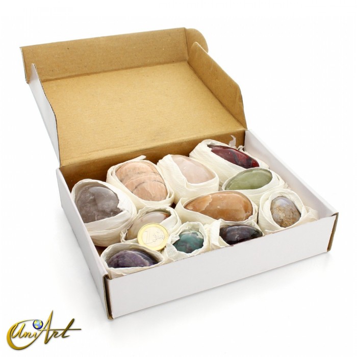 1 Kilogram Box of Assorted Gemstone Eggs